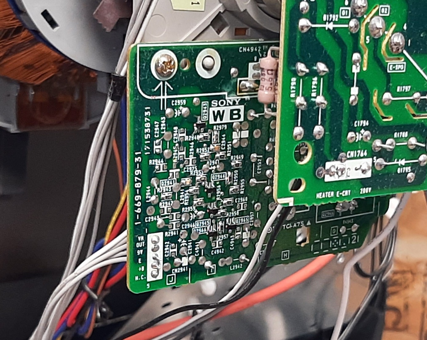 Sony AA-2D 32" VM Disconnect | CRT Database